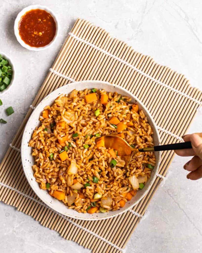 Malay Sambal Fried Rice (Nasi Goreng Sambal) – My Plantiful Cooking