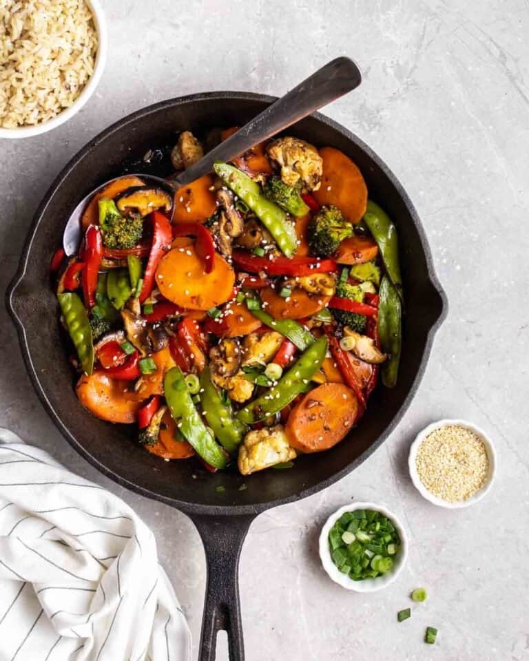 Pad Pak Thai (Thai Stir-fry Vegetables) – My Plantiful Cooking