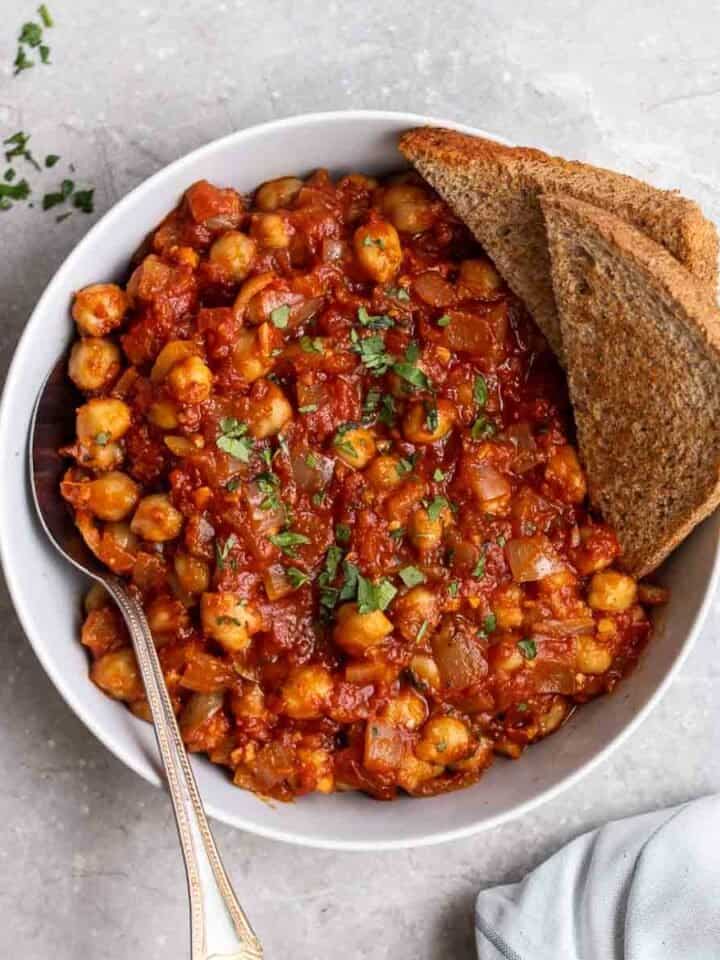 Creamy Chickpea Pasta Sauce – My Plantiful Cooking