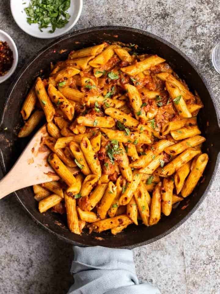 Creamy Chickpea Pasta Sauce – My Plantiful Cooking