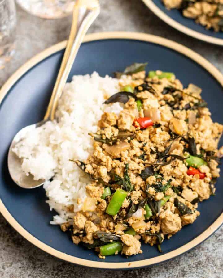 Thai Basil Tofu Stir-fry (vegan pad krapow) – My Plantiful Cooking