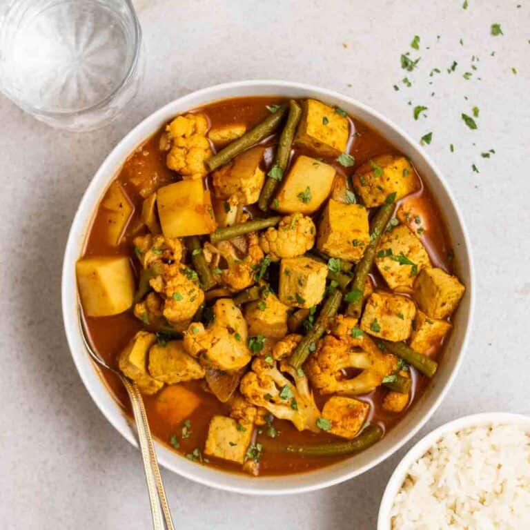 Vegan Vegetable Vindaloo – My Plantiful Cooking